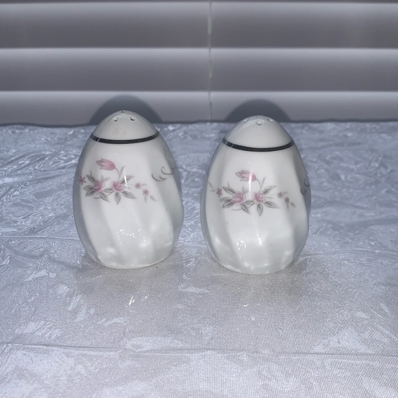 Gold Standard | Dining | 327 Gold Standard Genuine Porcelain China Salt ...